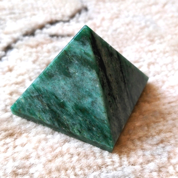 Accents | Green Jade Pyramid | Poshmark